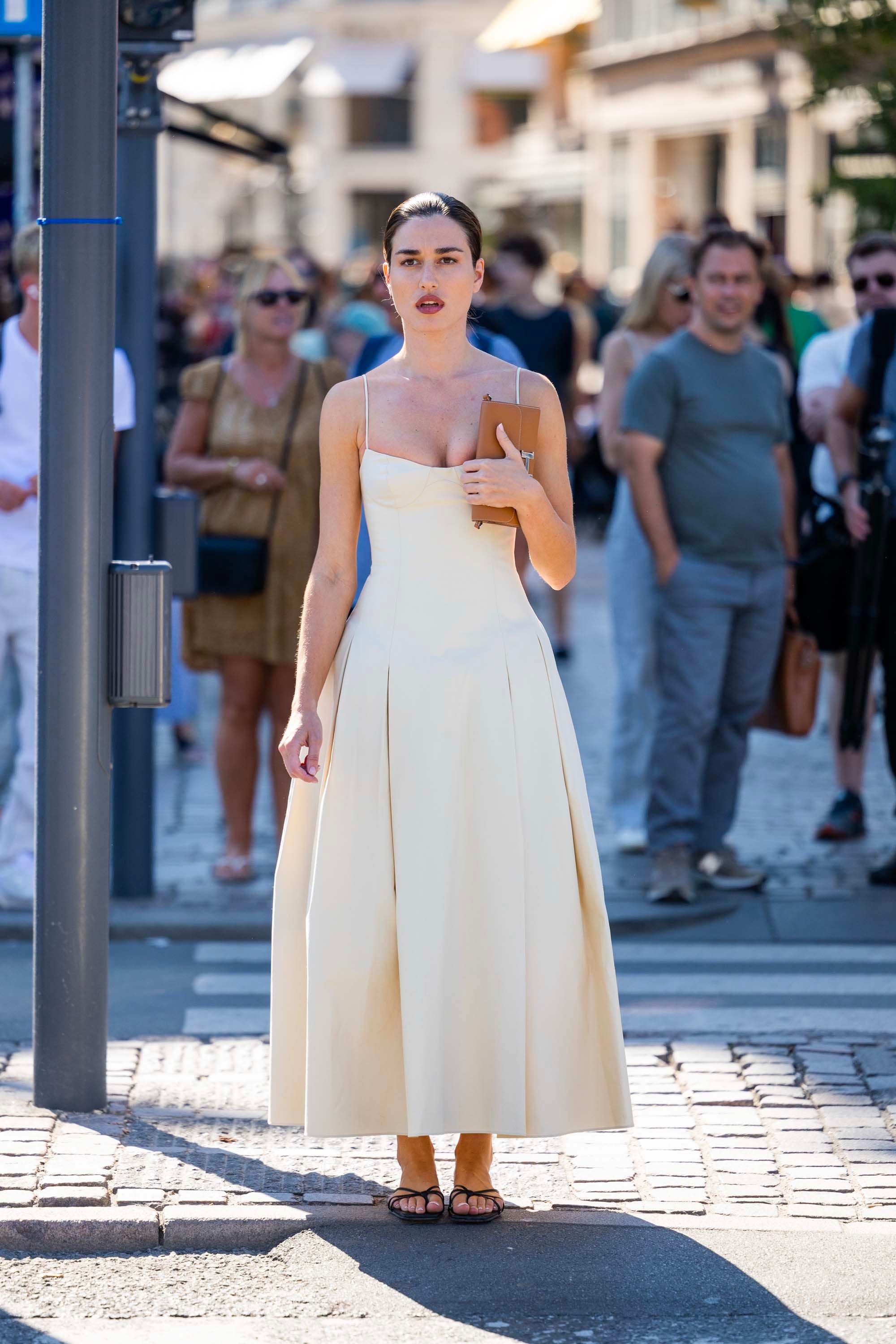 4 robes qui matchent parfaitement avec des chaussures plates - Elle