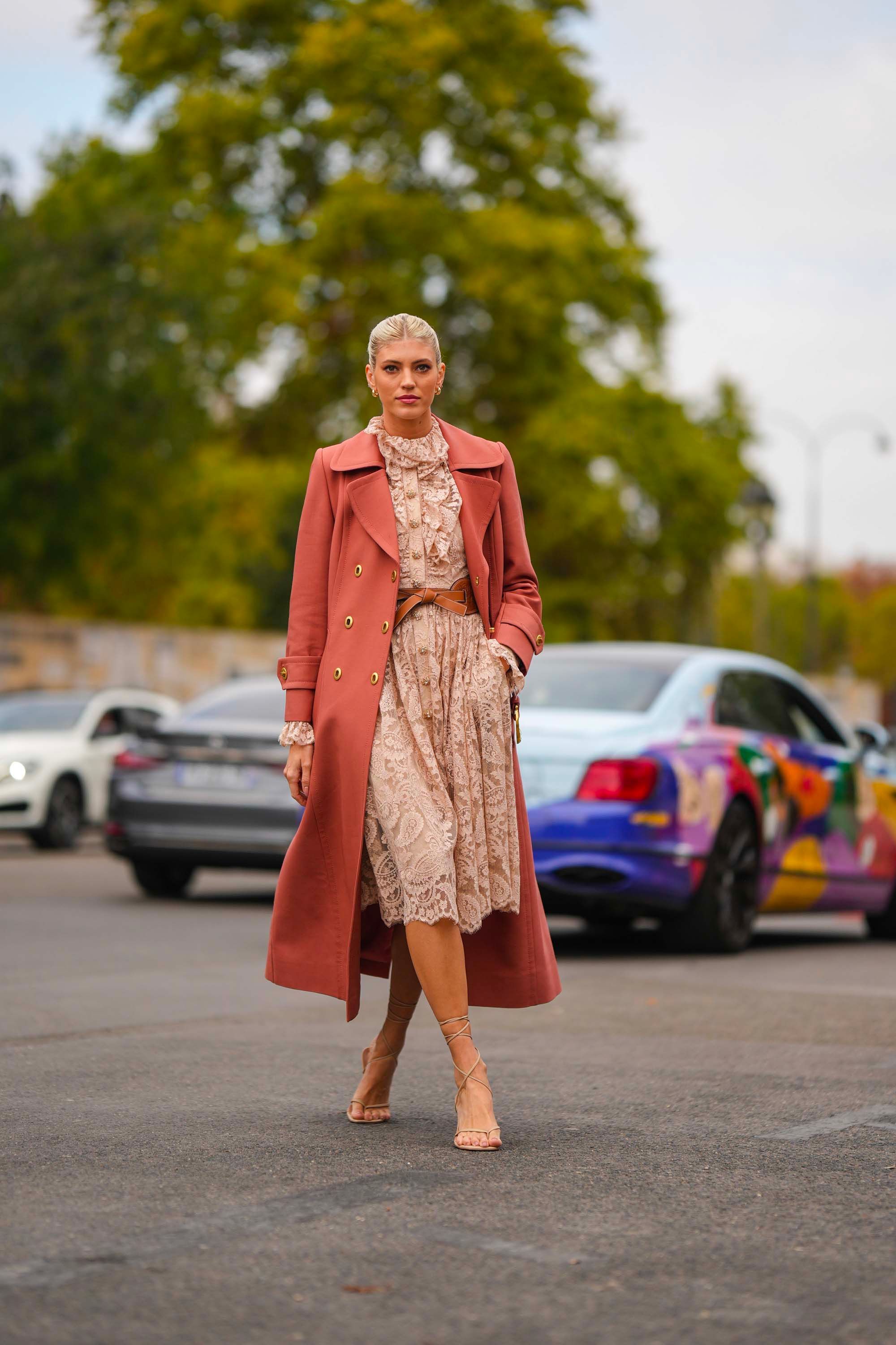 4 chaussures qui matchent avec une robe en dentelle - Elle