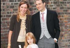 Qui était Iris Annabel Goldsmith, la fille de Kate Rothschild décédée à ...