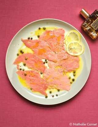 Carpaccio de poissons aux deux sauces pour 10 personnes - Recettes Elle ...