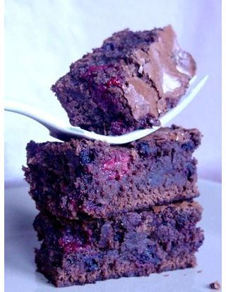 Pudding aux fruits rouges pour 6 personnes - Recettes Elle à Table