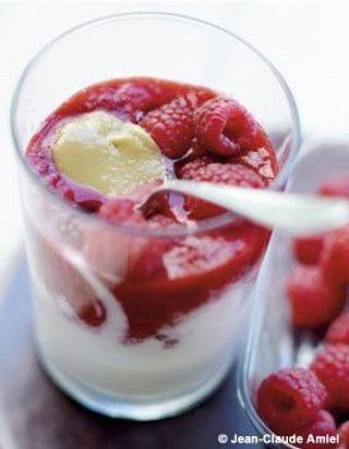 Cheesecake au fromage blanc et fruits rouges pour 8 personnes ...