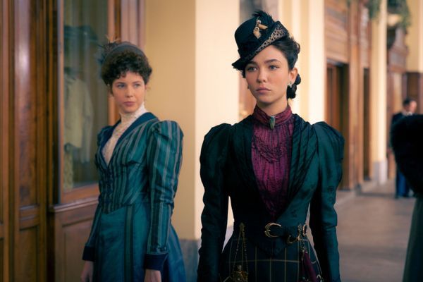 La panoplie mode de Lidia Poët dans « Lidia fait sa loi » - Elle