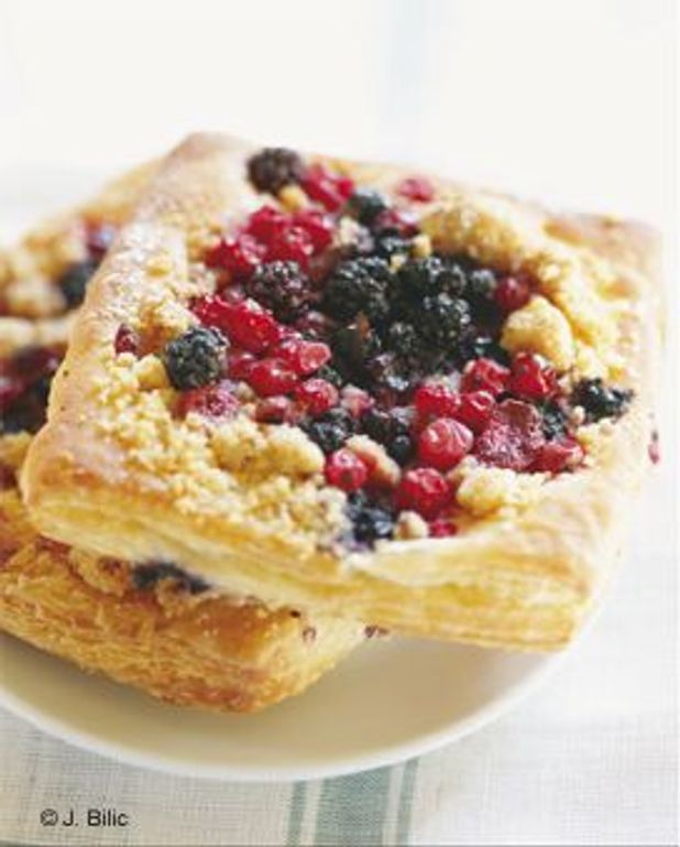 Feuilletée aux fruits rouges pour 6 personnes - Recettes Elle à Table