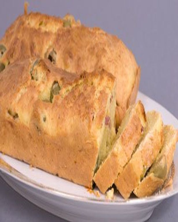 Cake aux olives pour 6 personnes - Recettes Elle à Table
