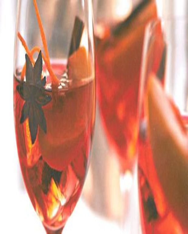 Cocktail de pêches au vin et aux épices pour 4 personnes - Recettes ...