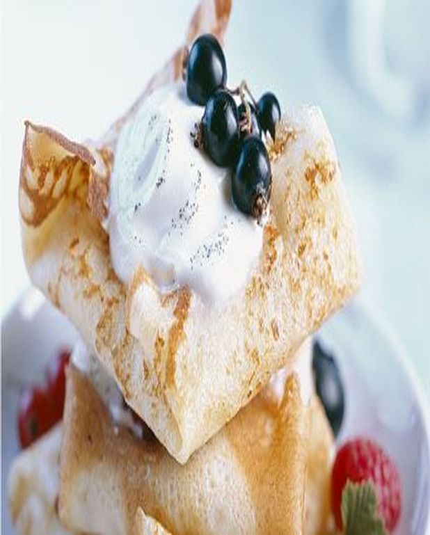 Crêpes aux fruits rouges pour 6 personnes - Recettes Elle à Table