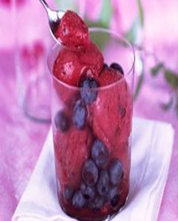 Sorbet aux myrtilles pour 8 personnes - Recettes Elle à Table