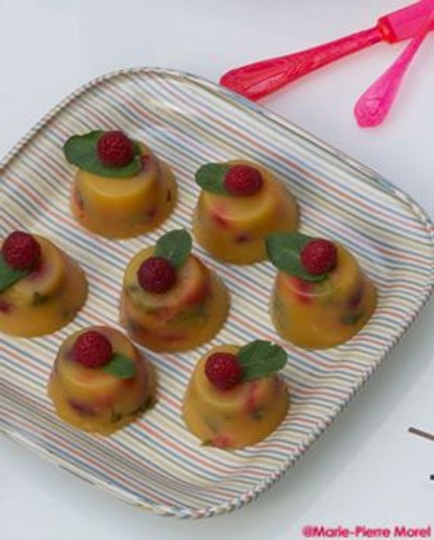 Aspic aux fruits rouges pour 4 personnes - Recettes Elle à Table
