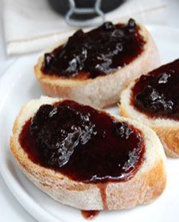 Confitures aux fruits rouges et noirs pour 6 personnes - Recettes Elle ...