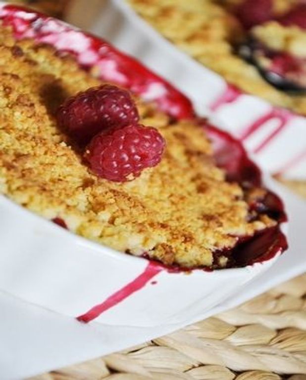 Crumbles individuels aux framboises et amandes pour 3 personnes ...