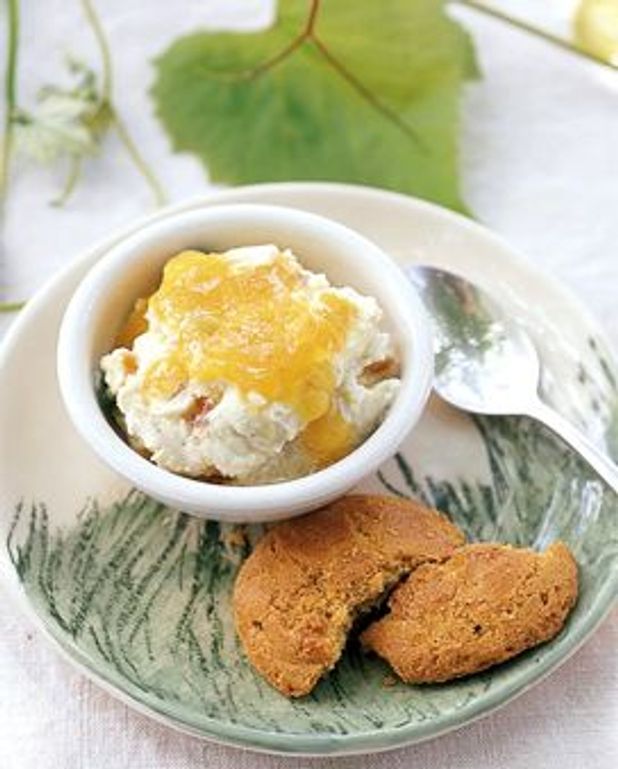 Délice de fromage blanc aux fruits confits et nougat pour 8 personnes ...