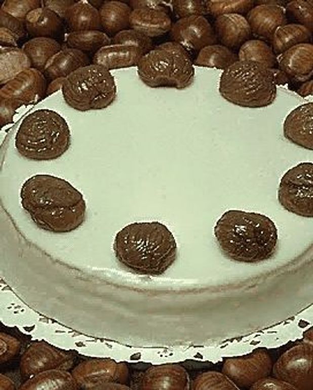 Gâteau aux marrons pour 8 personnes - Recettes Elle à Table