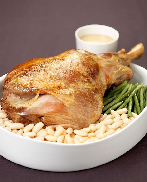 Le gigot à la crème et au cidre pour 8 personnes - Recettes Elle à Table