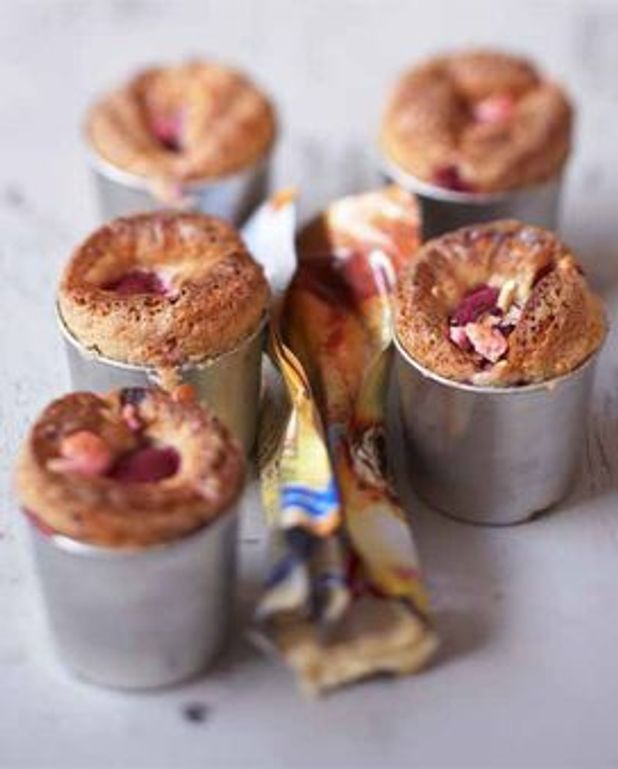 Petits biscuits aux fruits rouges pour 8 personnes - Recettes Elle à Table
