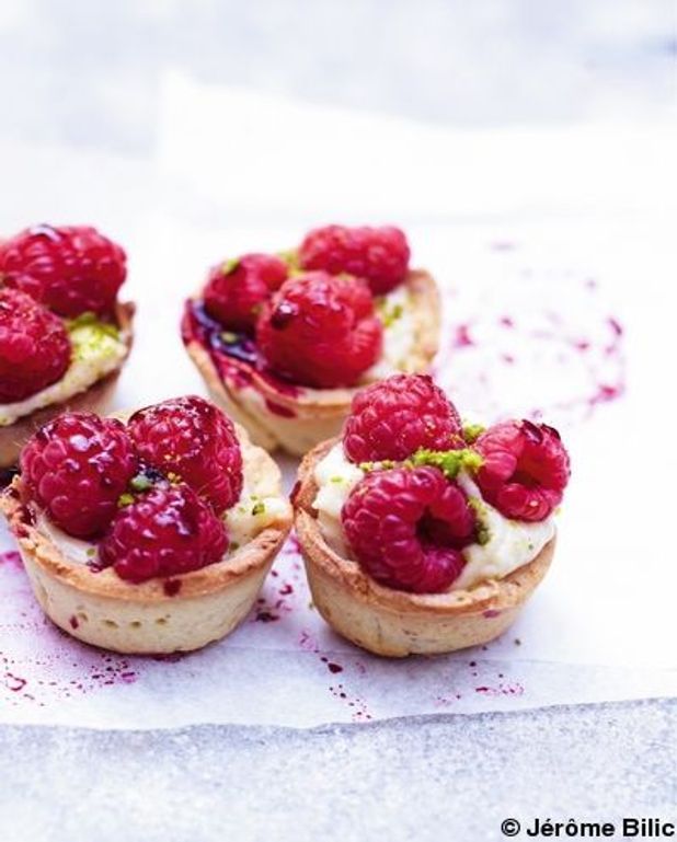 Tartelettes aux framboises pour 6 personnes - Recettes Elle à Table