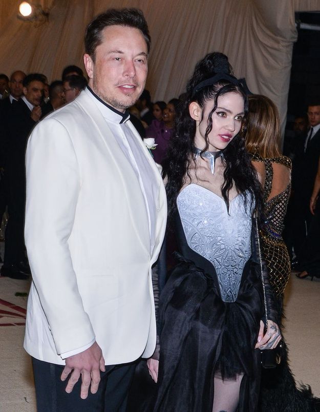 Grimes et Elon Musk ont finalement changé le prénom de leur fils - Elle Grimes et Elon Musk ont finalement changé le prénom de leur fils - Elle