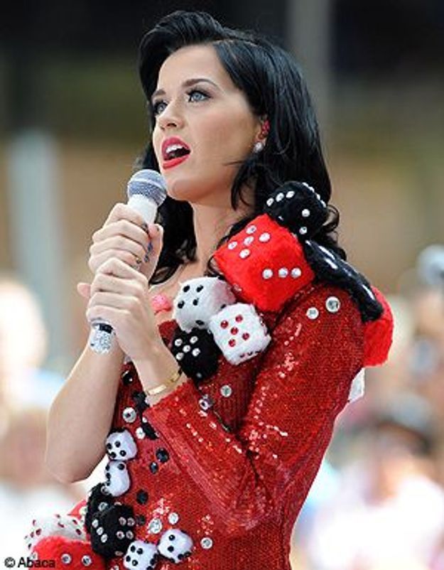 Katy Perry : une prière qui risque de déplaire à Benoit XVI ! - Elle