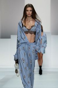 Défilés Prêt à porter Printemps-Eté 2026 - Elle