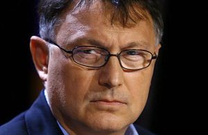 Patrick Besson - Sa bio et toute son actualité - Elle