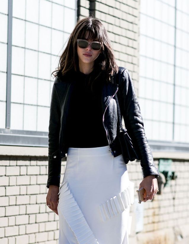 Frange droite épaisse - 20 façons de porter la frange droite avec style ...