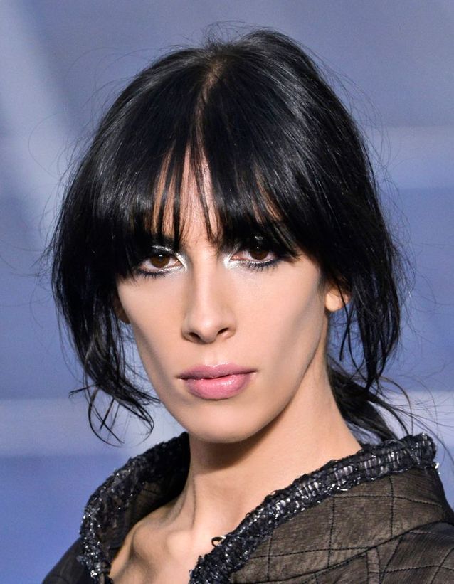 Frange longue - Types de frange : les plus belles inspirations en ...