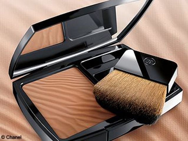 Se faire un teint caramel avec les poudres de soleil - Elle