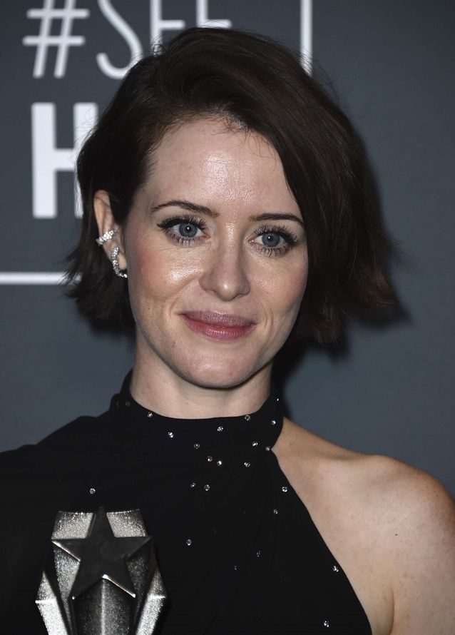 Claire Foy - Lady Gaga, Emily Blunt, Julia Roberts : les beauty look ...
