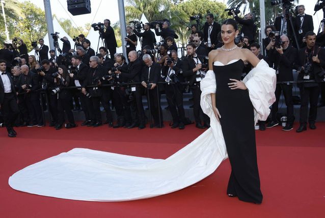 Cannes 2023 : Clotilde Courau et Rosie Huntington-Whiteley chics et ...