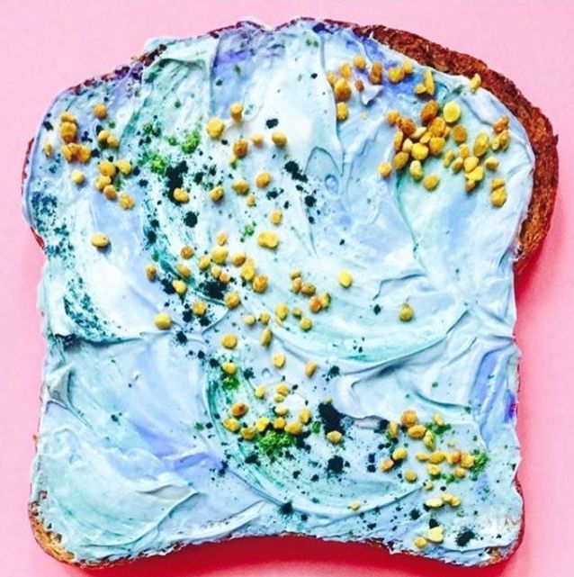 Galaxy toast - Les tartines les plus instagrammables de l’été - Elle à ...