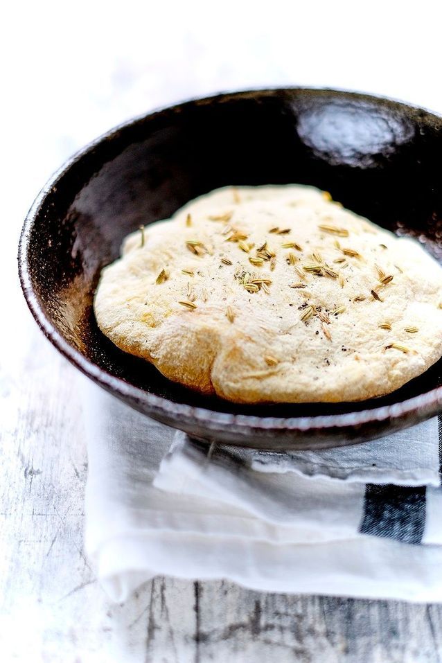 Pain plat au curcuma et graines de fenouil - 4 recettes de pains plats ...