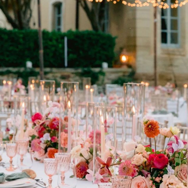 Une décoration de table rose - Les décorations de tables de mariage qui ...