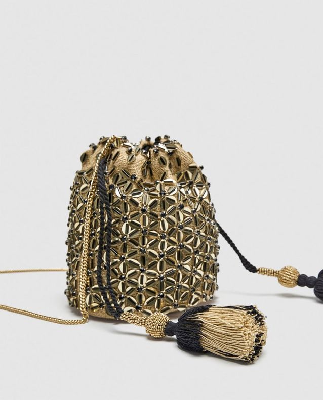 Voici les 30 plus beaux sacs repérés chez Zara, Mango et H&M - Elle