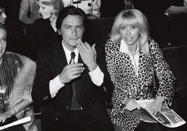 Alain Delon et Mireille Darc à l'Olympia - Alain Delon : les plus belles photos rétro de l ...