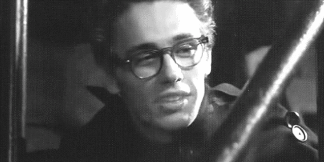 La cigarette - Comment tomber amoureuse de James Franco en 20 gifs - Elle
