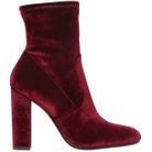Bottes rouges - Elle